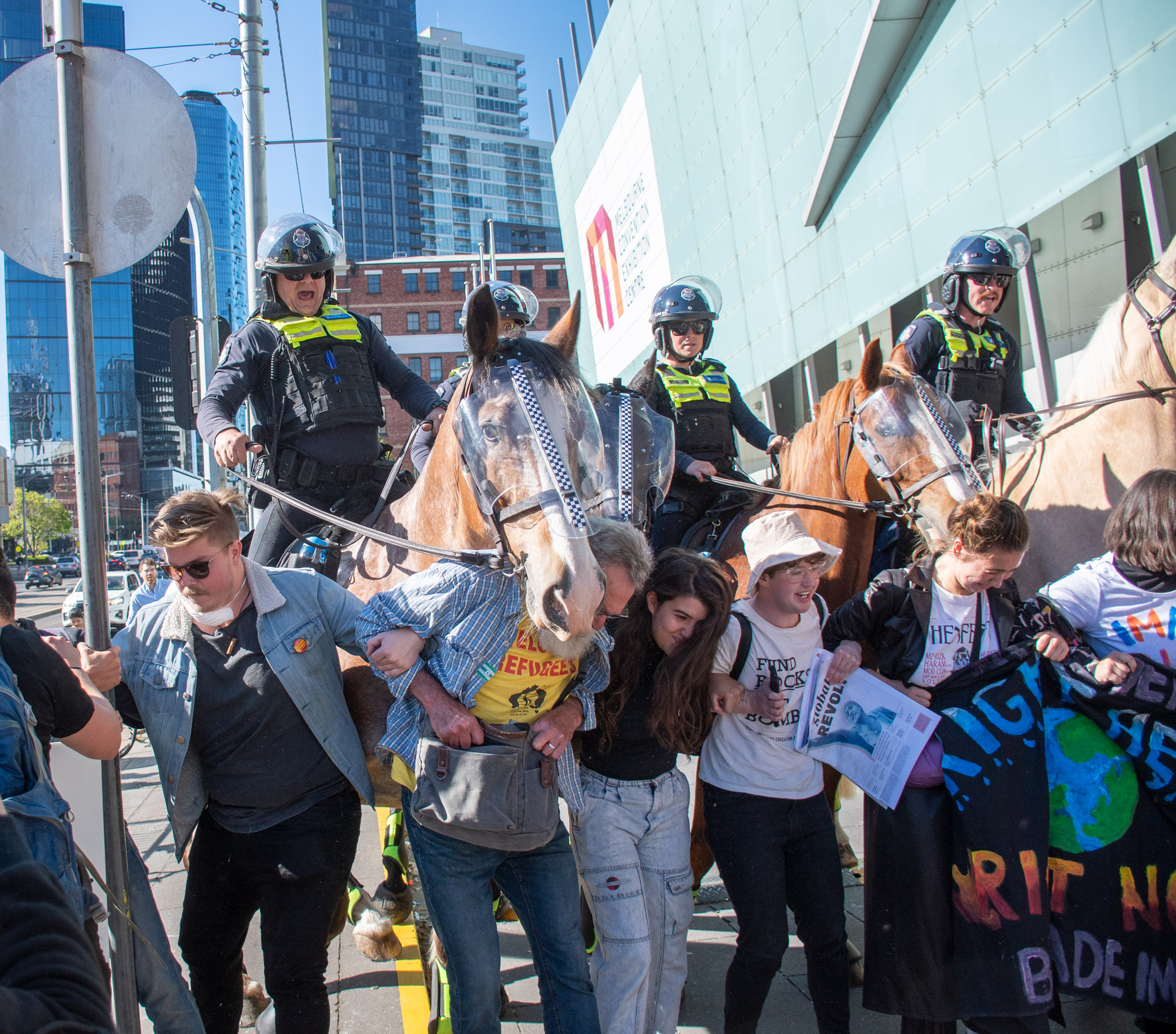 Police and protestors clash as mining conference enters second day –The ...