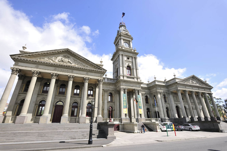 Melbourne councils condemn voting reforms, fearing loss of diversity ...