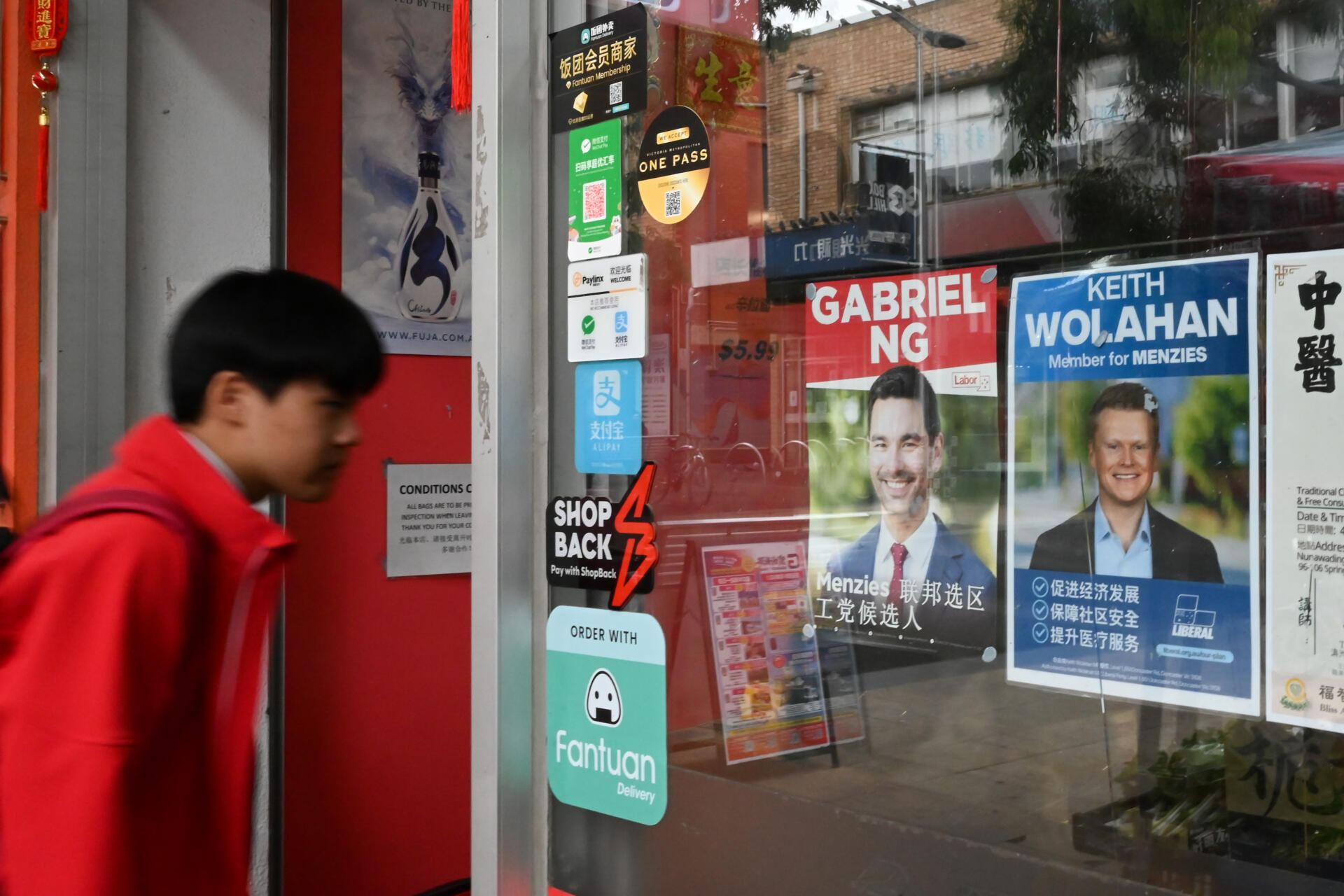 Chinese Australian voters no easy catch for politicians “painting the ...